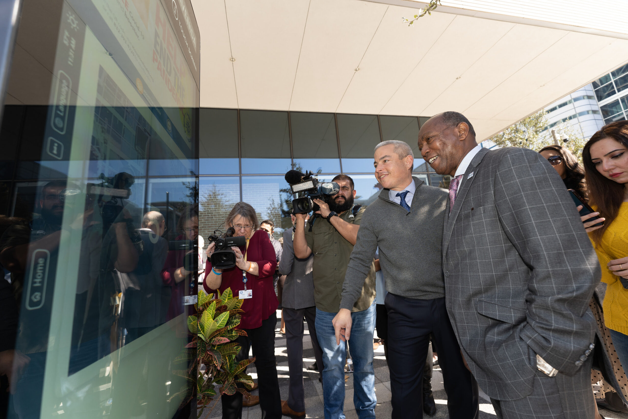 City of Houston and IKE Smart City Launch Innovative Interactive ...